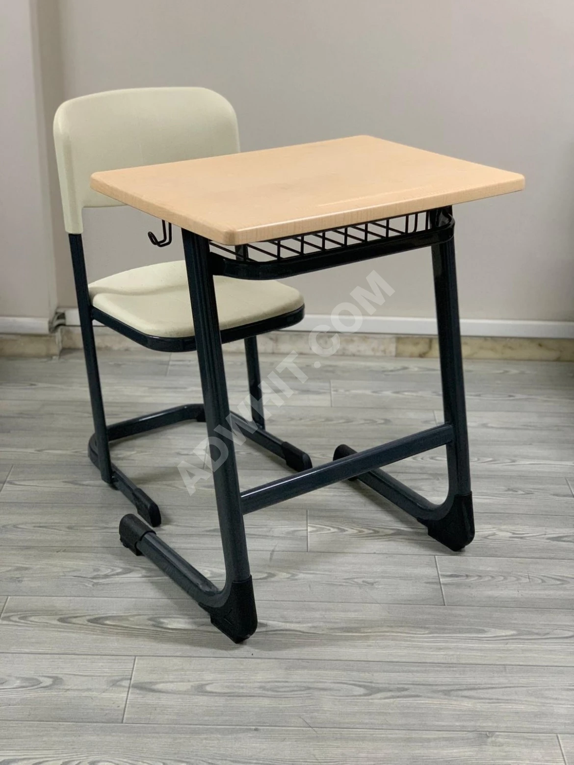 School seats - Adwhit